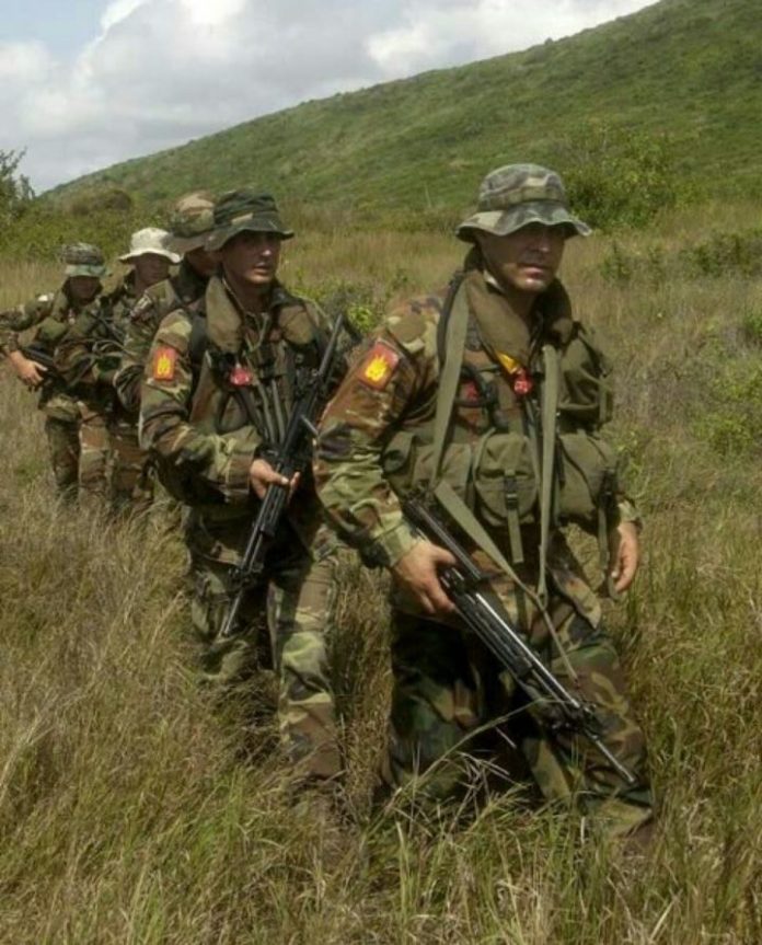 Beretta AR 70/90 e Varianti - Militarypedia