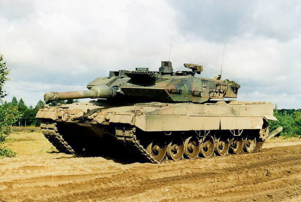 Leopard 2 MBT e Varianti - Militarypedia