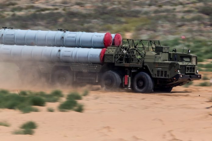 VEICULOS E ARMAMENTOS MILITARES: S-300
